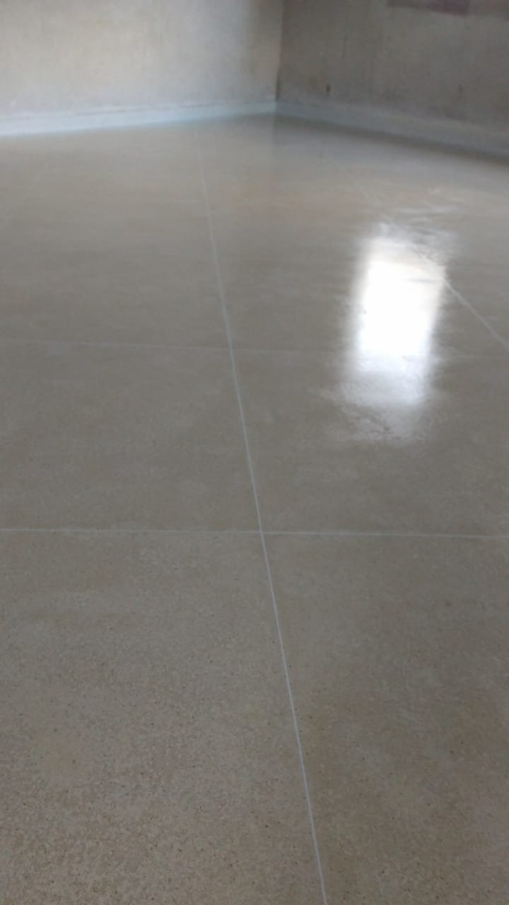 Piso granilite interno polido – Rei do Fulget